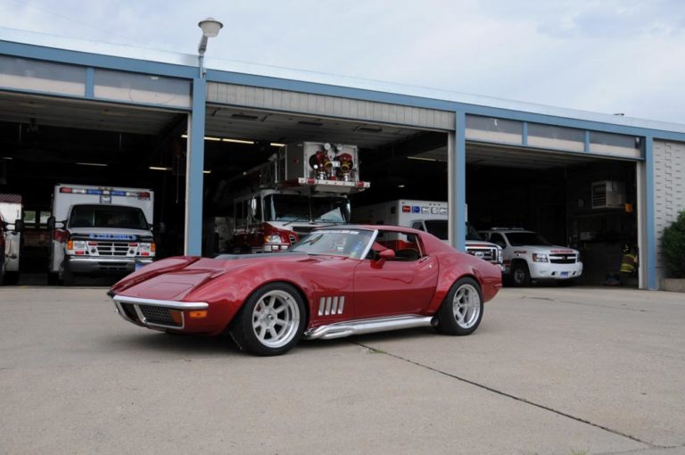 1968-1972 CORVETTE 2 x 4 FLARED FENDERS FACTORY WHEEL EDGE *special ...