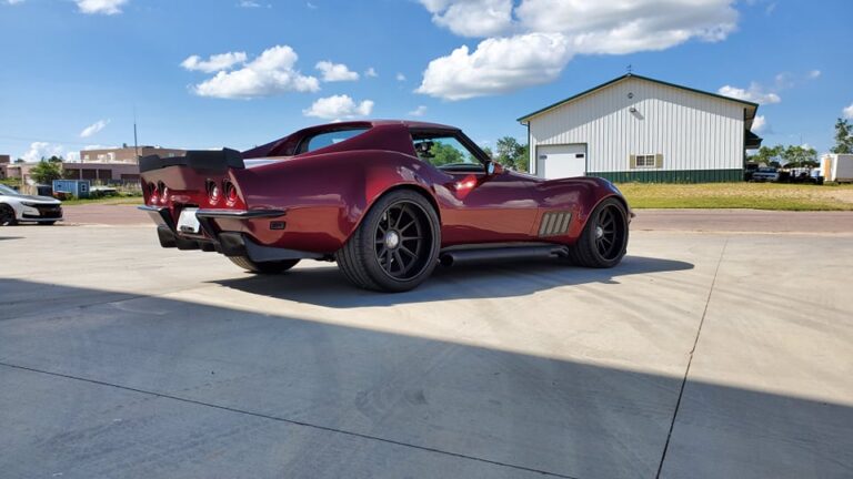 1968-1972 FLARED FENDER KIT 4" FRONTS, 5" REARS - Custom Image Corvettes